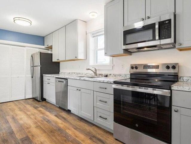 2 bedroom, Paris ME 04281 105117171
