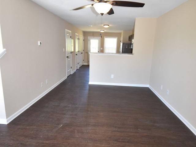 2 Bedroom Pet Friendly Townhomes For Rent Near Post! 2 Bedroom Home for Rent at 1497 Amberjack Ct, Clarksville, TN 37042