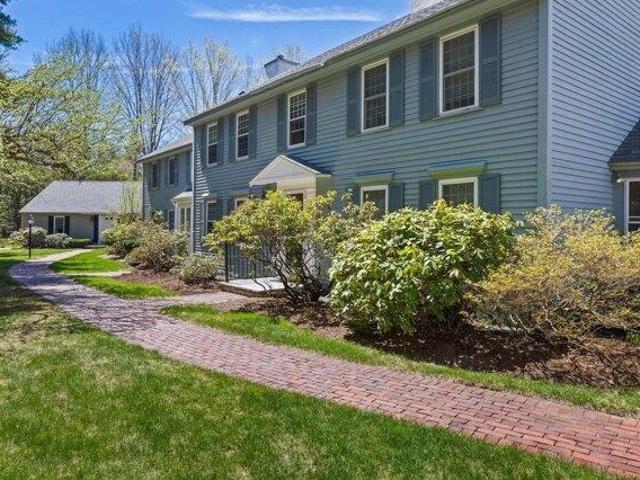 2 bedroom, Peterborough NH 03458 LS103070490