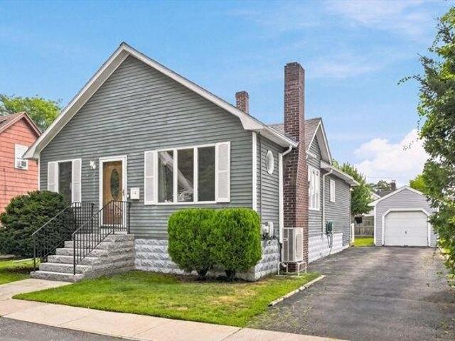 2 bedroom, Peabody MA 01960 104477788