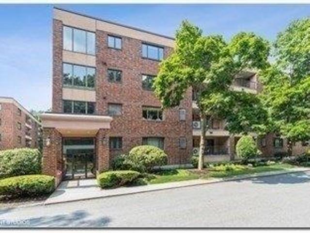 2 bedroom, Peabody MA 01960 104076997