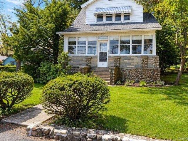 2 bedroom, Pearl River NY 10965 LS101781546