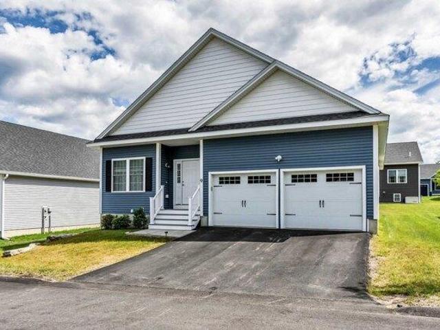 2 bedroom, Pelham NH 03076 104513540
