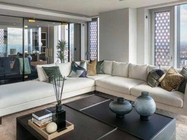 2 Bedroom Penthouse Manchester England LS99838536