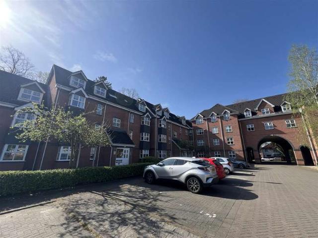2 Bedroom Penthouse Flat