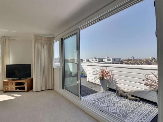 2 Bedroom Penthouse Flat