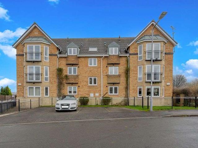2 Bedroom Penthouse Flat