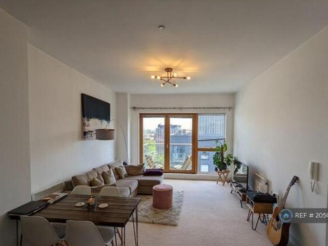 2 Bedroom Penthouse For Rent In Manchester