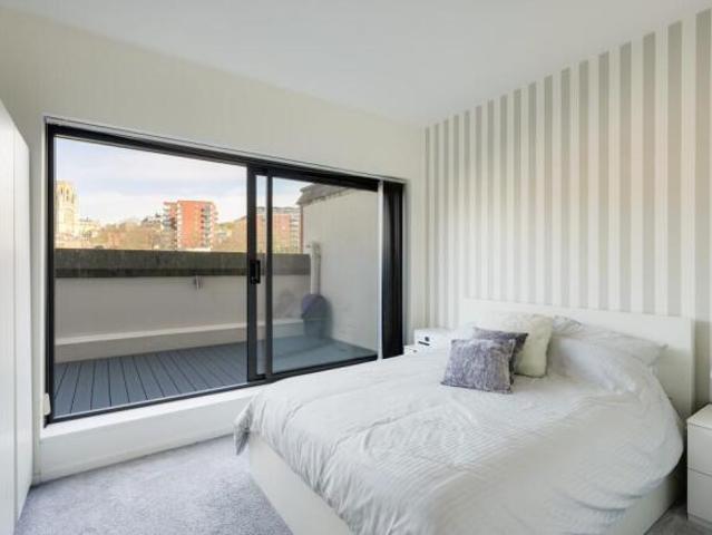 2 bedroom penthouse for rent in Apartment, Unity Street, BS1