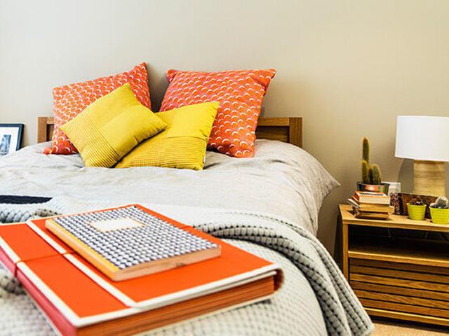 2 bedroom penthouse for rent in Blyth Road, Hayes, Middlesex, UB3