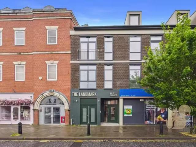 2 bedroom penthouse for rent in Crouch Street, Colchester, CO3
