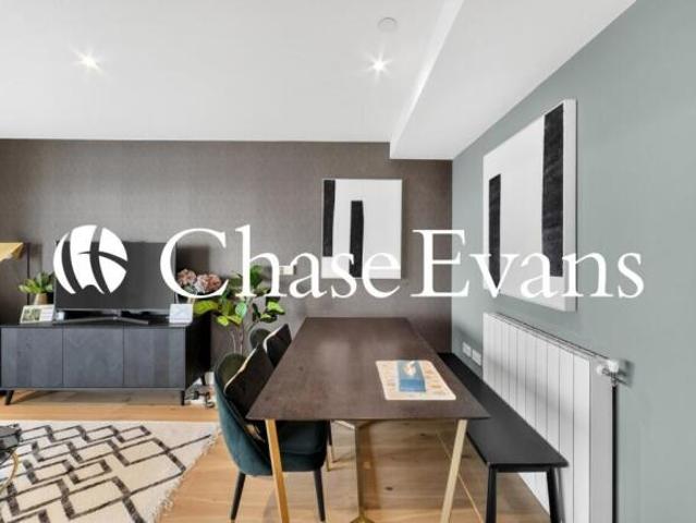 2 bedroom penthouse for rent in Deveraux House, Duke Of Wellington Avenue, SE18