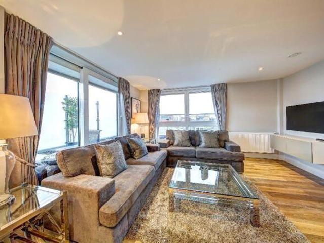 2 bedroom penthouse for rent in Hartfield Road, London, SW19 3ES, SW19