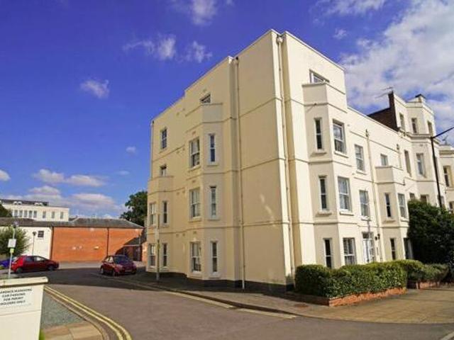 2 Bedroom Penthouse For Rent In Leamington Spa