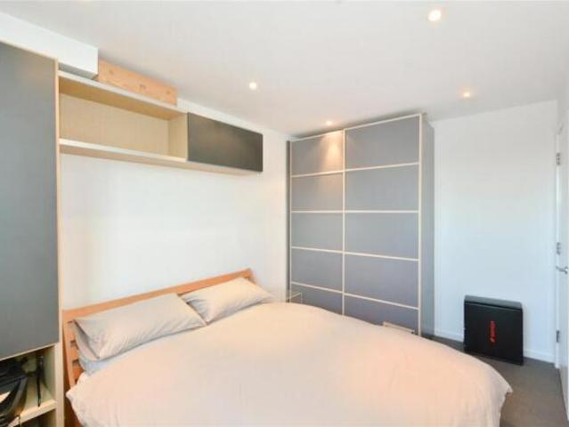 2 bedroom penthouse for rent in Palmers Road, Bethnal Green, London, E2
