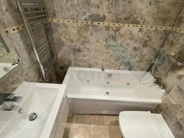 2 bedroom penthouse for rent in Pentonville Road, London, WC1X