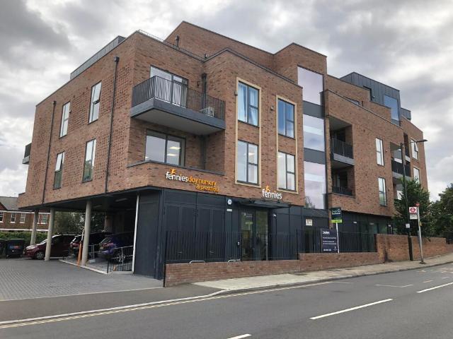 2 bedroom penthouse for rent in Sandycombe Road, Richmond, Upon Thames, TW9