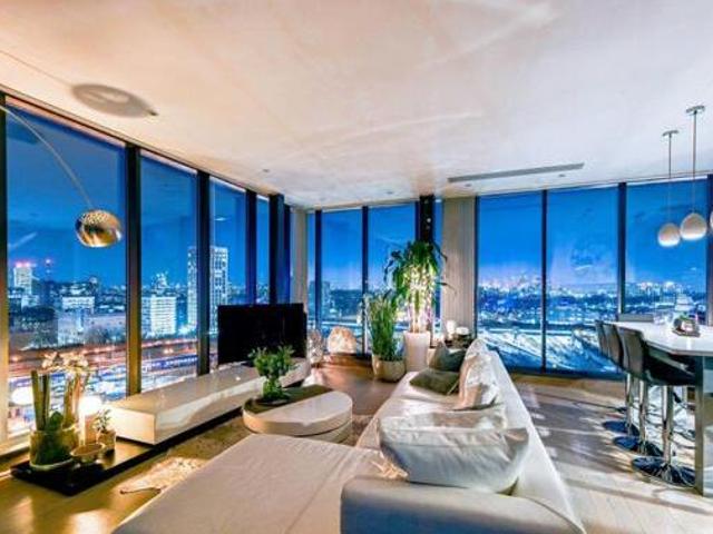 2 Bedroom Penthouse For Sale In Battersea, London