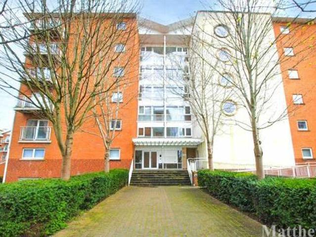 2 Bedroom Penthouse For Sale In Century Wharf, Cardiff