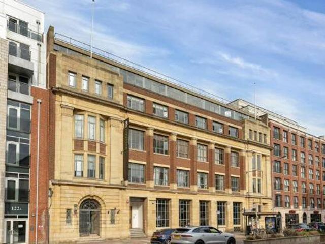 2 Bedroom Penthouse For Sale In Charles Street, Leicester