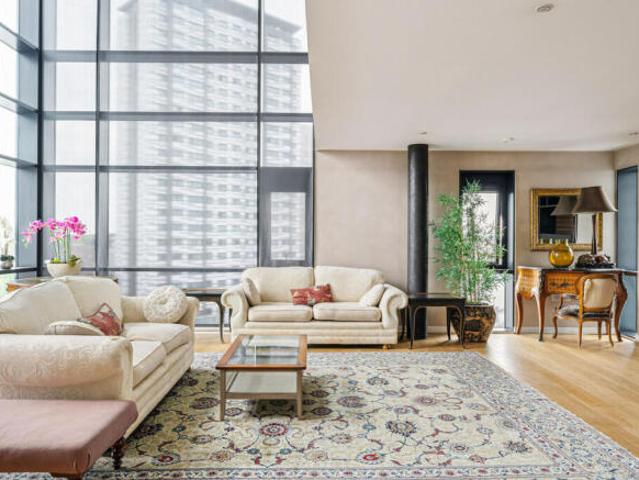 2 bedroom penthouse for sale in Hardwicks Square, London, SW18