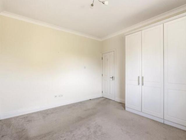 2 bedroom penthouse for sale in Highfield Lane, Tyttenhanger, St. Albans, Hertfordshire, AL4