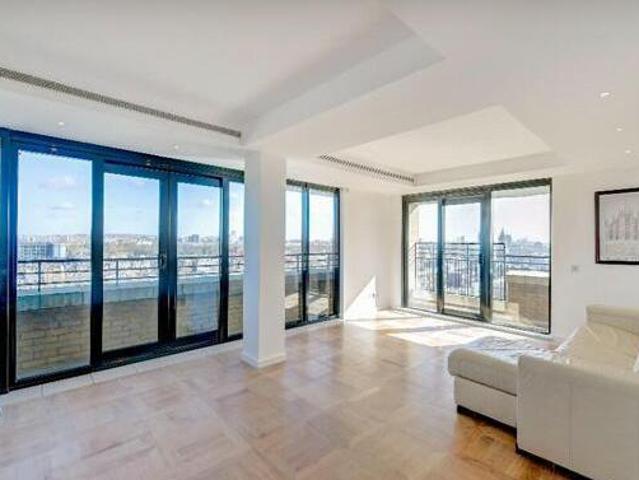 2 Bedroom Penthouse For Sale In London