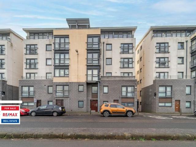 2 bedroom penthouse for sale in Lower Granton Road, Edinburgh, EH5 1EY, EH5