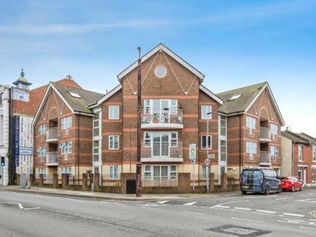 2 Bedroom Penthouse For Sale In Portsmouth