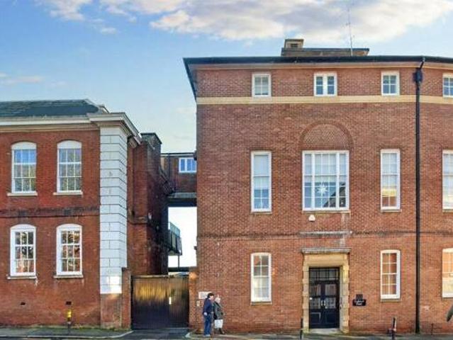 2 Bedroom Penthouse For Sale In Southernhay East, Exeter