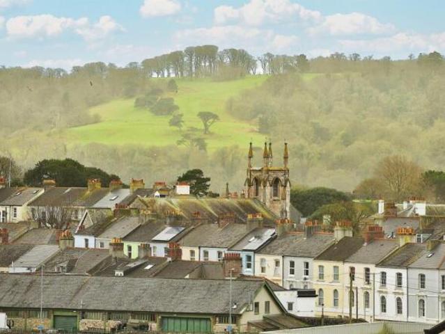 2 bedroom penthouse for sale in Victoria Place, Stonehouse, Plymouth, PL1