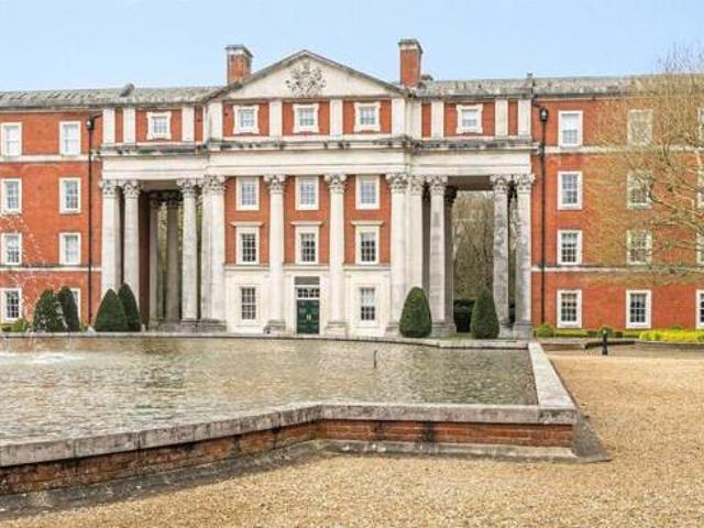 2 Bedroom Penthouse For Sale In Winchester, Hampshire