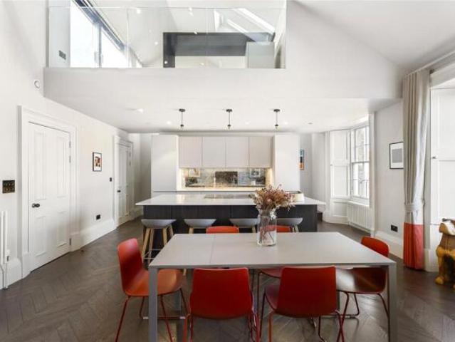 2 bedroom penthouse for sale in 5/4 Melville Crescent, West End, Edinburgh, EH3 7JA, EH3