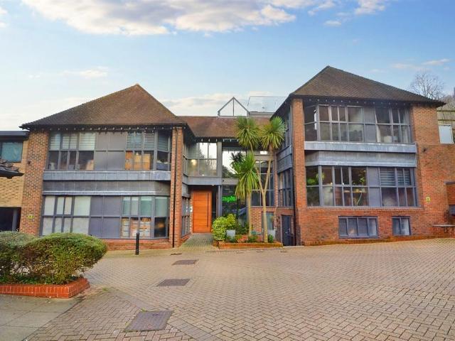 2 bedroom penthouse for sale