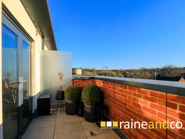 2 bedroom penthouse for sale