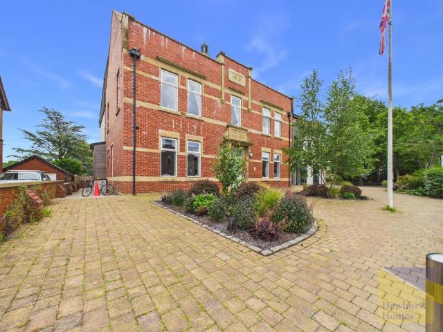 2 bedroom penthouse for sale