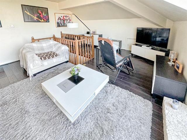 2 bedroom penthouse for sale