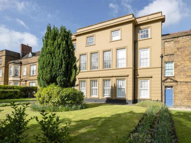 2 bedroom penthouse for sale
