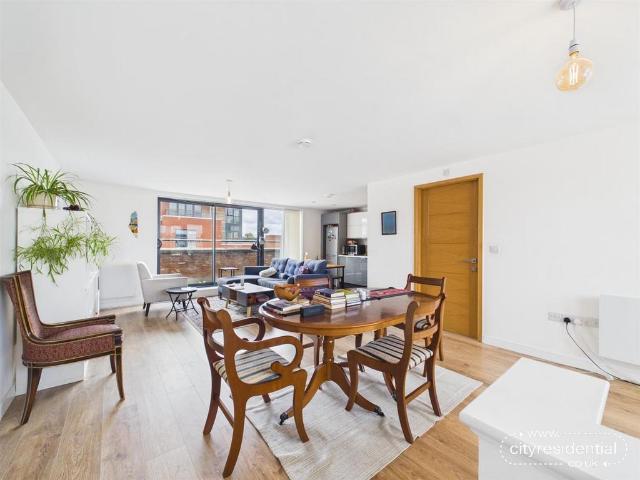 2 bedroom penthouse for sale