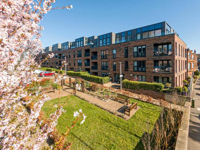 2 bedroom penthouse for sale