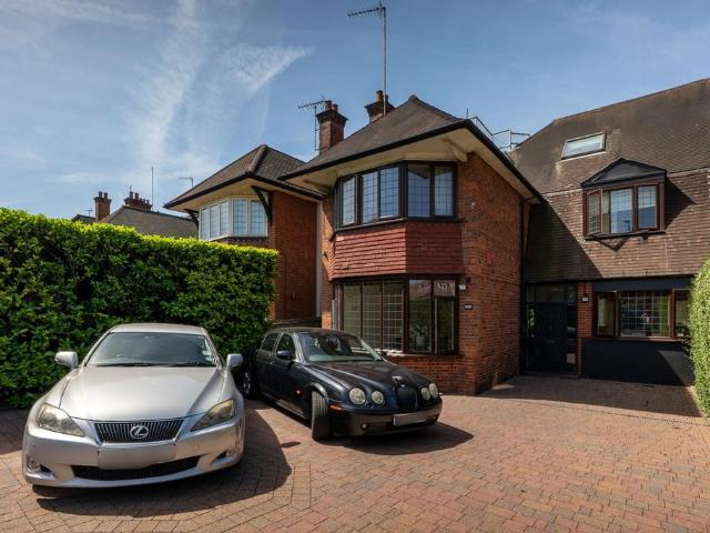 2 bedroom penthouse for sale