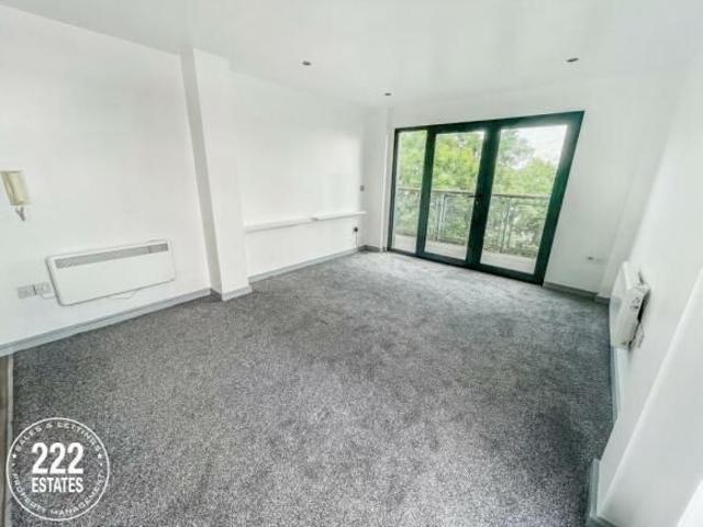 2 bedroom penthouse to rent