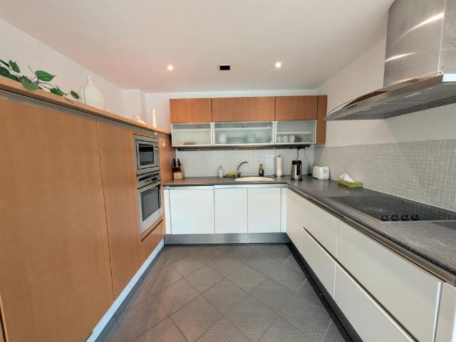 2 bedroom penthouse to rent