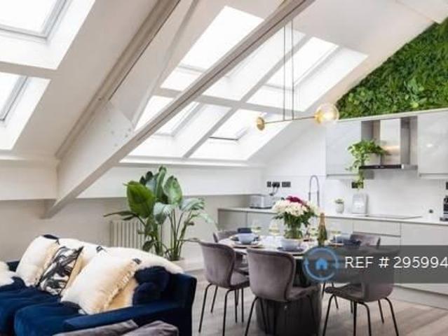 2 bedroom penthouse to rent