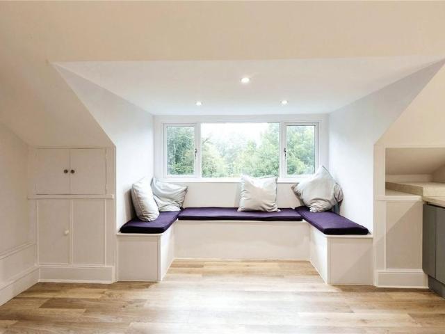 2 bedroom penthouse to rent