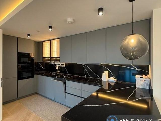 2 bedroom penthouse to rent