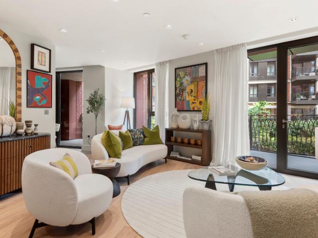 2 bedroom penthouse to rent
