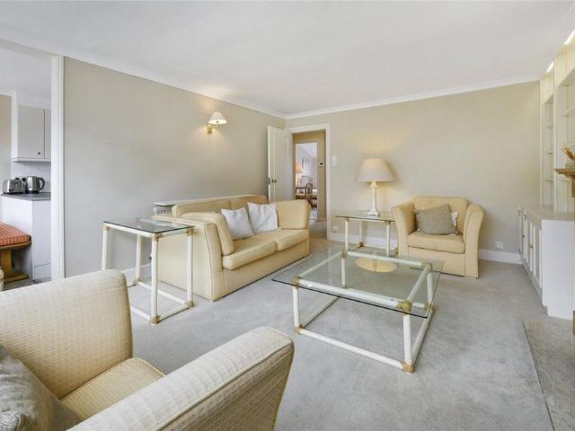 2 bedroom penthouse to rent