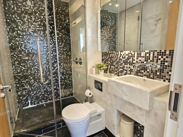 2 bedroom penthouse to rent