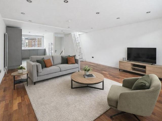 2 bedroom penthouse to rent